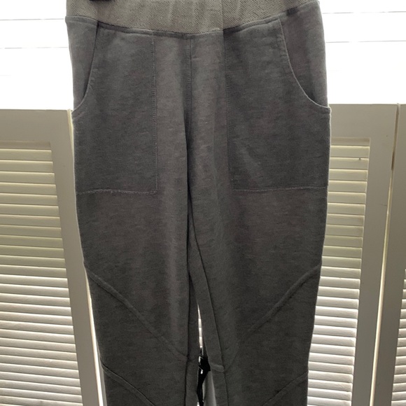 Vici | Pants & Jumpsuits | Junior Grey Vicki Sweat Pants | Poshmark